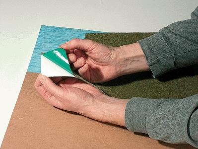 Busch Grass Mat Self-Adhesive 40 x 32'' 100 x 80cm - HO-Scale #7261