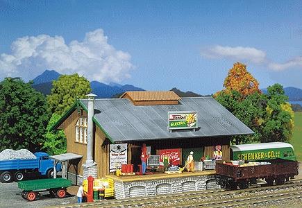 Faller Goods Shed Painted & Weathered, Era II HO Scale Model Railroad ...