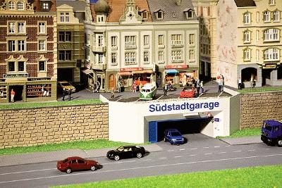 Faller Underground Parking Garage - Kit 8-3/8 x 3-1/2 x 3'' 21.5 x 9 x ...