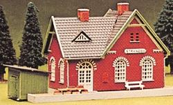 Heljan Small Brick Station