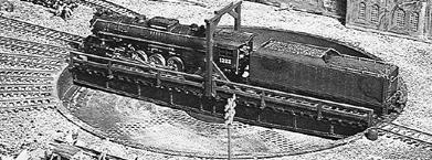 Heljan Manual Turntable (14'' Diameter) Hold Locos