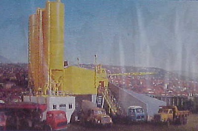 Intl-Hobby-Corp Concrete Mixing Plant - HO-Scale #5007