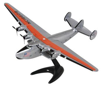 Minicraft 1/144 Pan Am Pacific Clipper NC18609