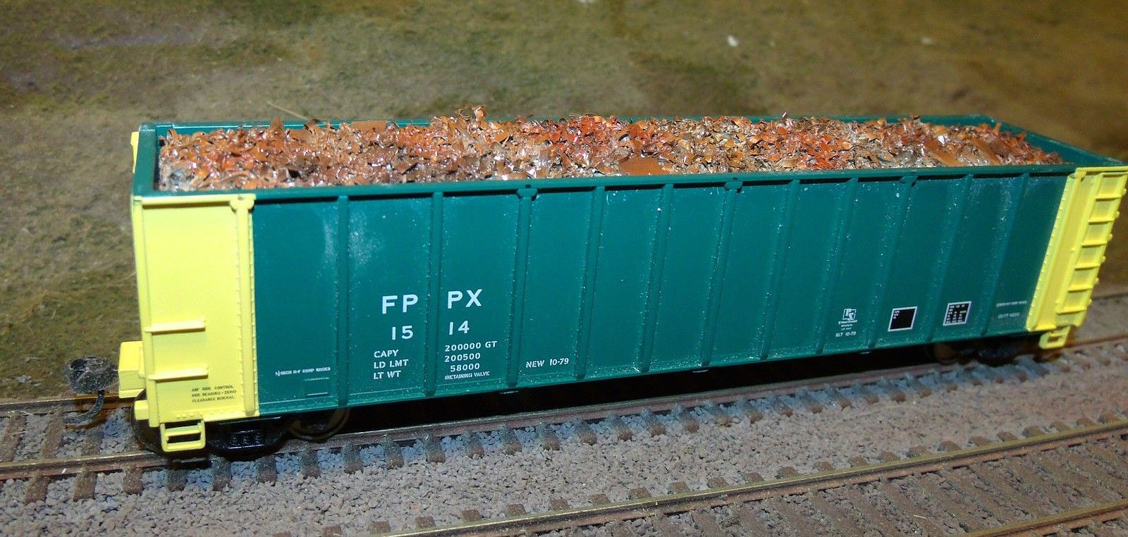 Motrak Scrap Metal Load for Walthers 50' Coal Gondola HO Scale Model ...