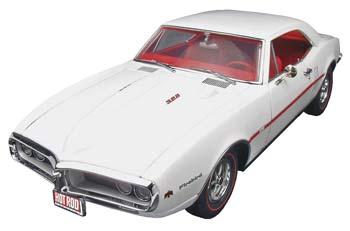 Classic-Metal-Works 1/24 '67 Pontiac Firebird 326 HO