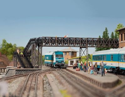 Noch Variable-Length Pedestrian Overhead Bridge Extension Kit HO Scale ...