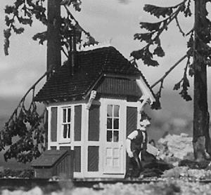 Scale-Structures Crossing Shanty Victorian - HO-Scale #1152