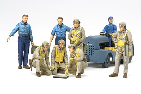 Tamiya U.S. Navy Pilots WWII w/Moto-Tug Figures Plastic Model Airplane ...