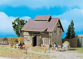 Farm N Scale Model Railroad Buildings