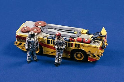 Verlinden USN Carrier Fire Tractor with Crew Resin Model Military ...