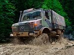 ICM German Unimog S404 Military Truck Plastic Model Military Vehicle ...