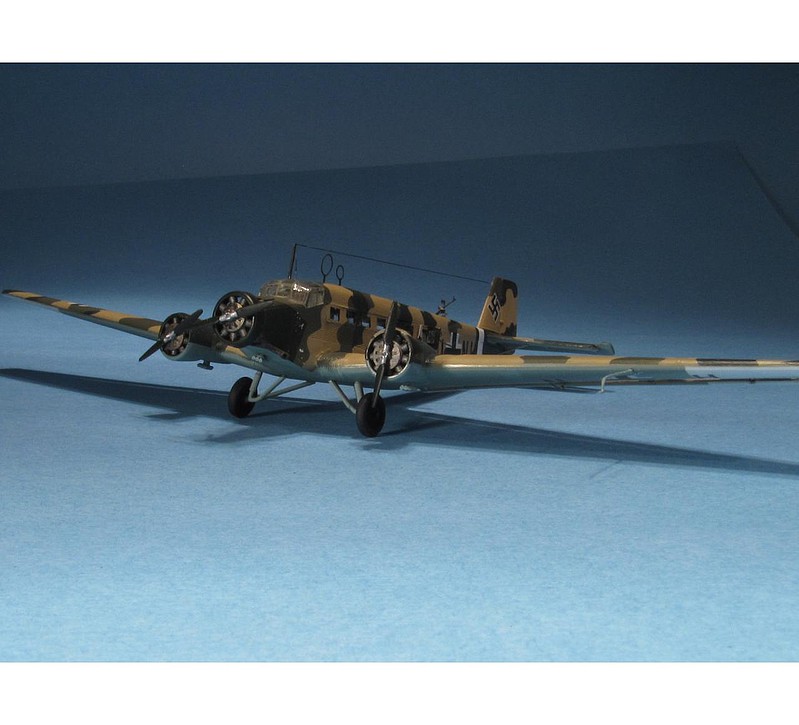Ju52 Fighter -- Plastic Model Airplane Kit -- 1/144 Scale -- #4424 ...