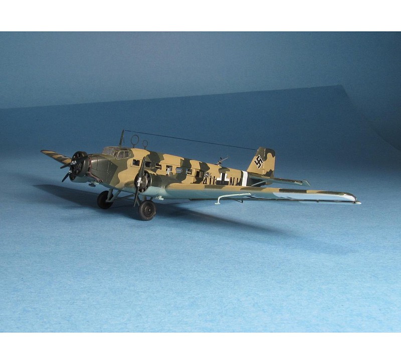 Ju52 Fighter -- Plastic Model Airplane Kit -- 1/144 Scale -- #4424 ...