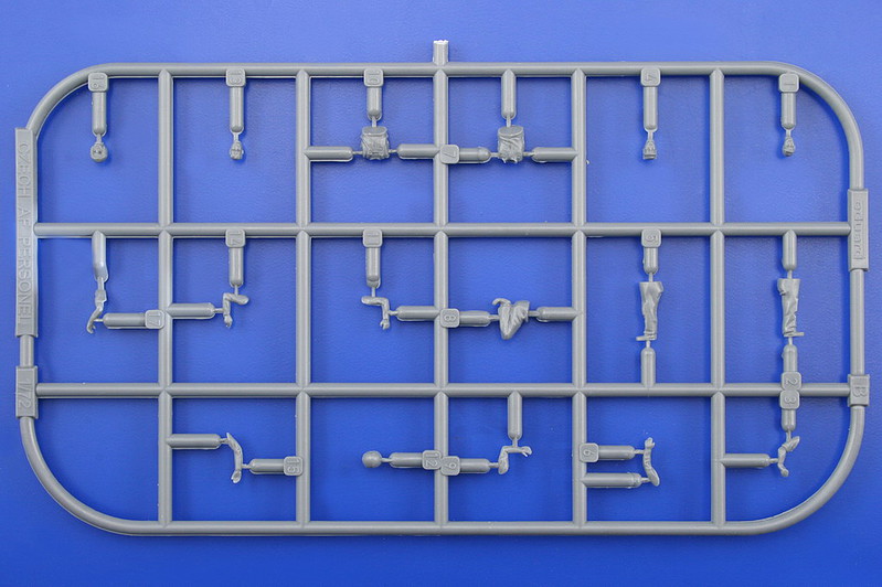 Czech Air Force Personnel -- Plastic Model Military Figure Kit -- 1/72 ...