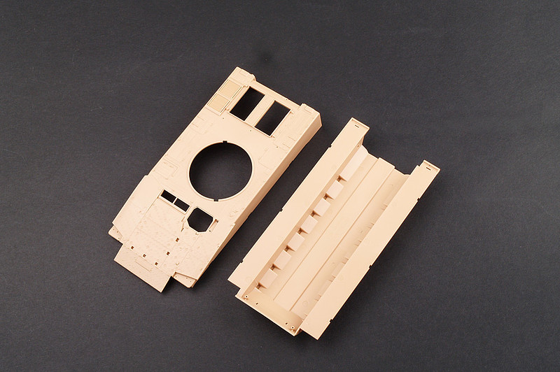 CV90-40C IFV Armor Tank -- Plastic Model Military Vehicle Kit -- 1/35 ...