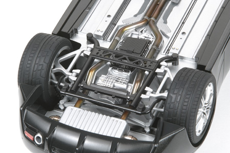 Aston Martin DBS Luxury Sportscar -- Plastic Model Car Kit -- 1/24 ...