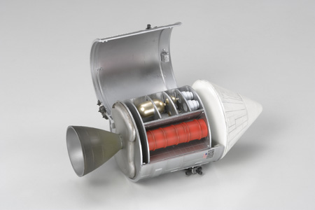 1/70 Apollo Space Craft pictures by John ( Hobbylinc )