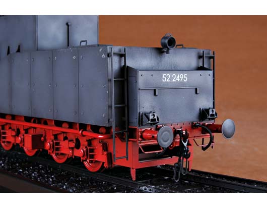 BR52 Kriegslocomotive Armored Steam Locomotive -- Plastic Model Train ...