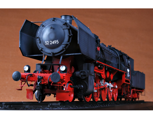 BR52 Kriegslocomotive Armored Steam Locomotive -- Plastic Model Train ...