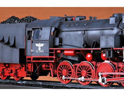 BR52 Kriegslocomotive Armored Steam Locomotive -- Plastic Model Train ...