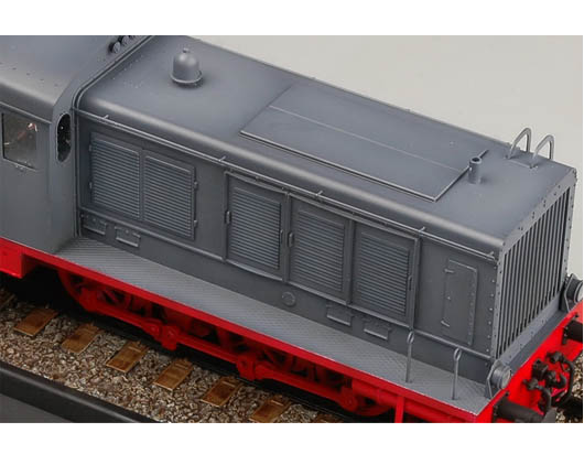 German WR360 C12 Armored Locomotive Pictures