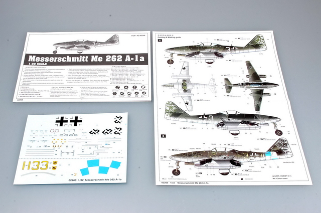 Messerschmitt Me262A1a German Fighter w/R4M Rocket -- Plastic Model ...