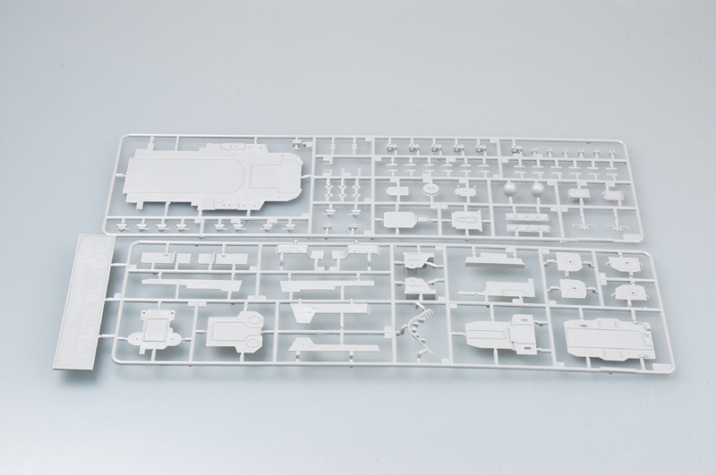 Russian Pyotr Velikiy Battle Cruiser -- Plastic Model Ship Kit -- 1/350 ...