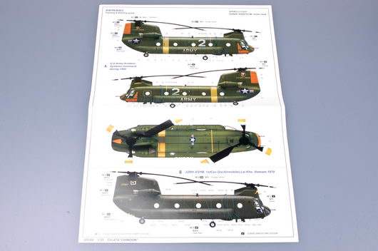 CH47A Chinook Helicopter -- Plastic Model Helicopter Kit -- 1/35 Scale ...