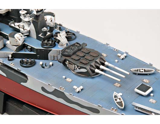USS Alabama BB-60 Battleship -- Plastic Model Military Ship Kit -- 1/ ...