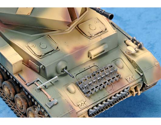 German 3.7cm Flak 43 Flakpanzer IV Ostwind Tank -- Plastic Model ...
