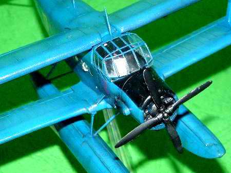 Antonov An-2V Colt Floats Aircraft -- Plastic Model Airplane Kit -- 1/ ...