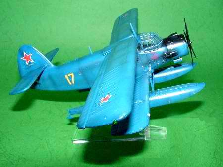 Antonov An-2V Colt Floats Aircraft -- Plastic Model Airplane Kit -- 1/ ...