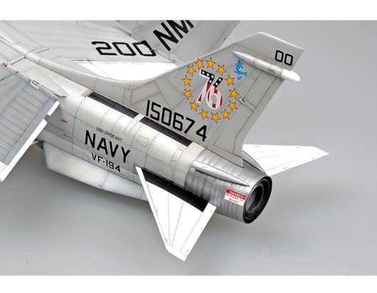 F8J Crusader US Navy Fighter Aircraft -- Plastic Model Airplane Kit ...