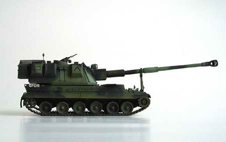 British 155mm AS90 Self-Propelled Howitzer -- Plastic Model Military ...