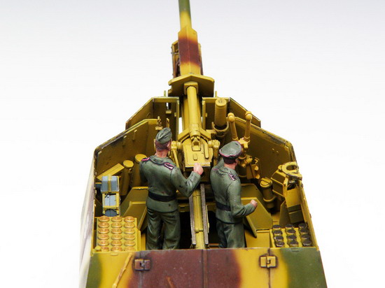 German 39H Tank with 105mm -- Plastic Model Military Vehicle -- 1/35 ...