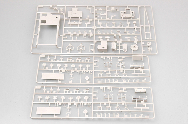 Panzerkampfwagen IV D/E -- Plastic Model Military Vehicle Kit -- 1/35 ...