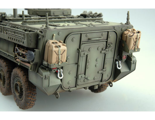 M1131 Stryker Fire Support Vehicle -- Plastic Model Military Kit -- 1/ ...