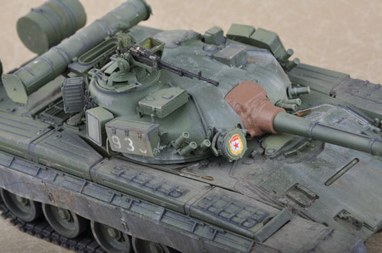 Russian T-80B Main Battle Tank -- Plastic Model Military Vehicle -- 1/ ...