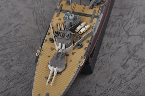 HMS Warspite British Battleship 1942 -- Plastic Model Military Ship ...