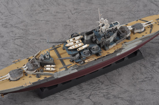 HMS Warspite British Battleship 1942 -- Plastic Model Military Ship ...