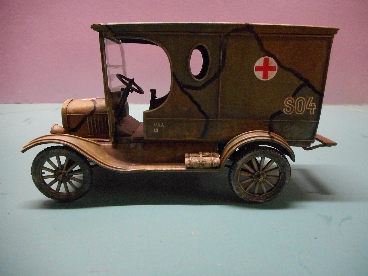 1923 Ford Model T Delivery -- Plastic Model Vehicle Kit -- 1/25 Scale ...