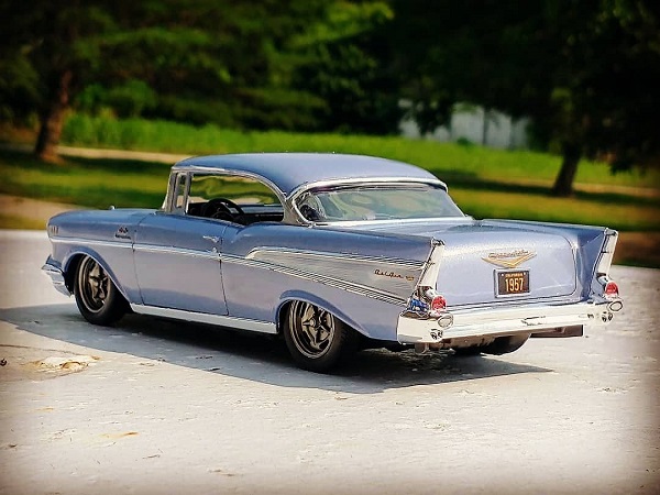 1957 Chevy Bel Air -- Snap Tite Plastic Model Car Kit -- 1/25 Scale ...