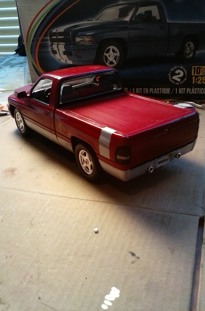 Dodge Ram VTS Pickup Truck -- Plastic Model Truck Kit -- 1/25 Scale ...