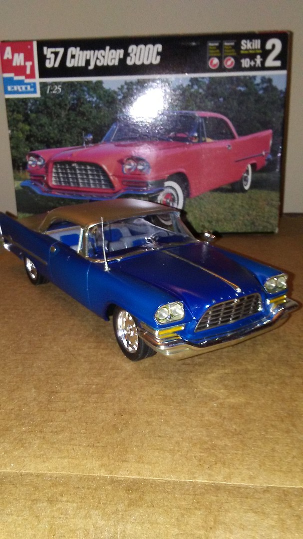 1957 Chrysler 300 -- Plastic Model Car Kit -- 1/25 Scale -- #1100-12 ...