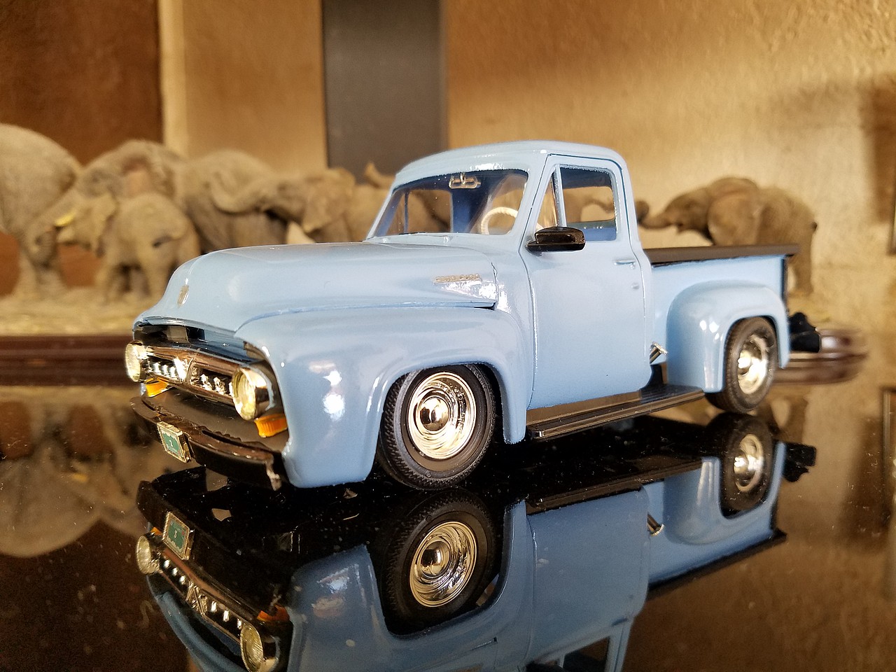 1953 Ford Pickup Truck -- 1/25 Scale -- Plastic Model Truck Kit -- #882 ...