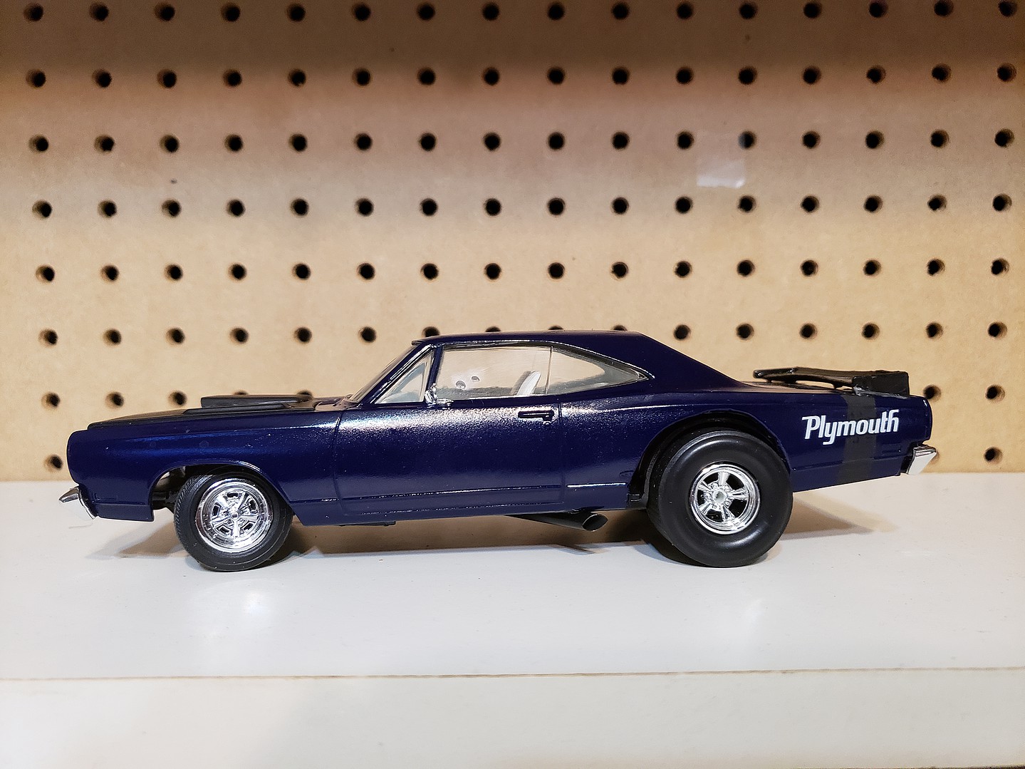 Dirty Donny 1969 Plymouth GTX -- Plastic Model Car Kit -- 1/25 Scale ...