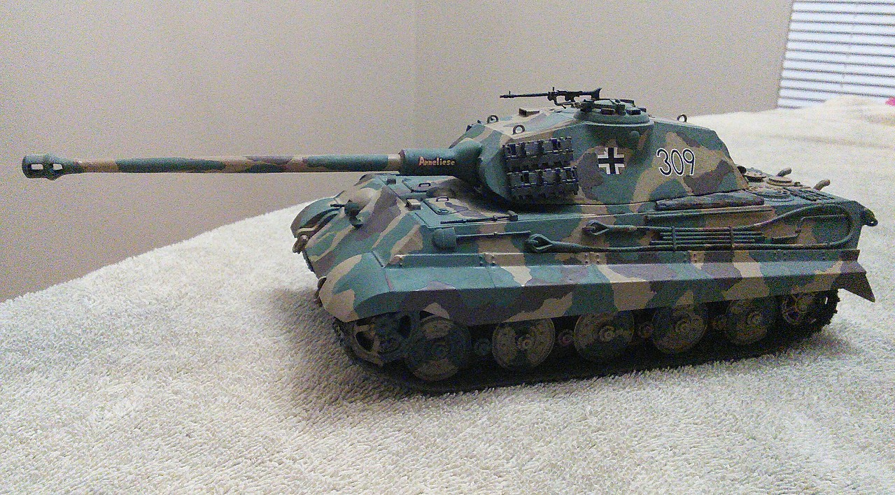 King Tiger Porsche Tank -- Plastic Model Military Vehicle Kit -- 1/35 ...