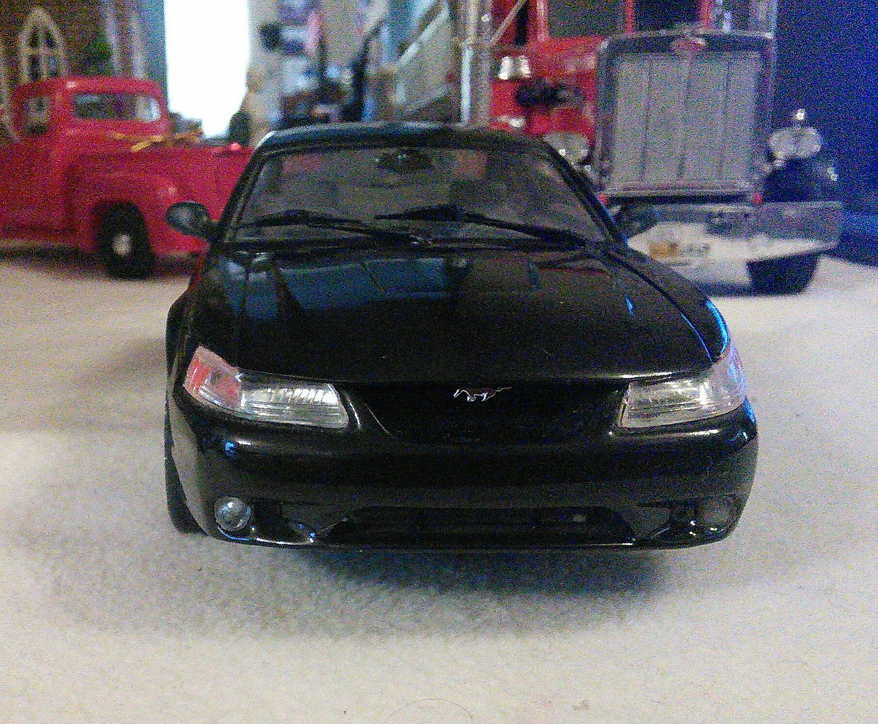 1999 Mustang SVT Cobra -- Plastic Model Car Kit -- 1/25 Scale ...
