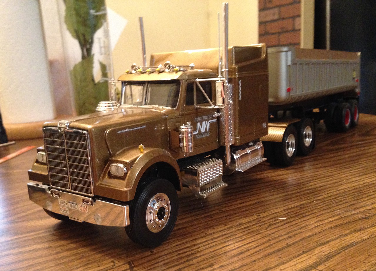 Gallery Pictures AMT White Western Star Semi Tractor Plastic Model ...