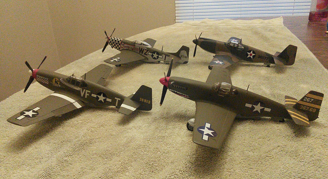 P-51B Mustang Fighter Aircraft -- Plastic Model Airplane Kit -- 1/48 ...